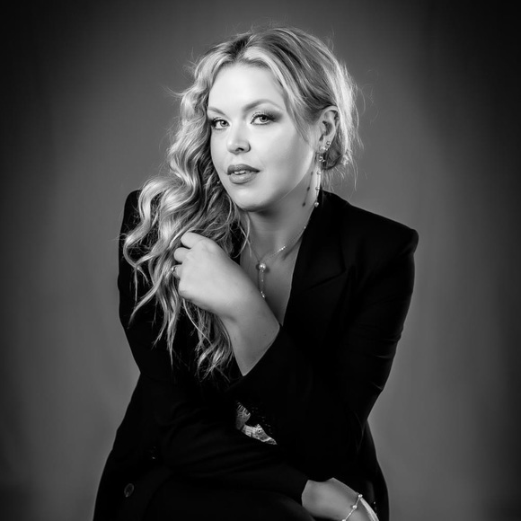 Jordan's Closet (@jvidrine83) | Poshmark